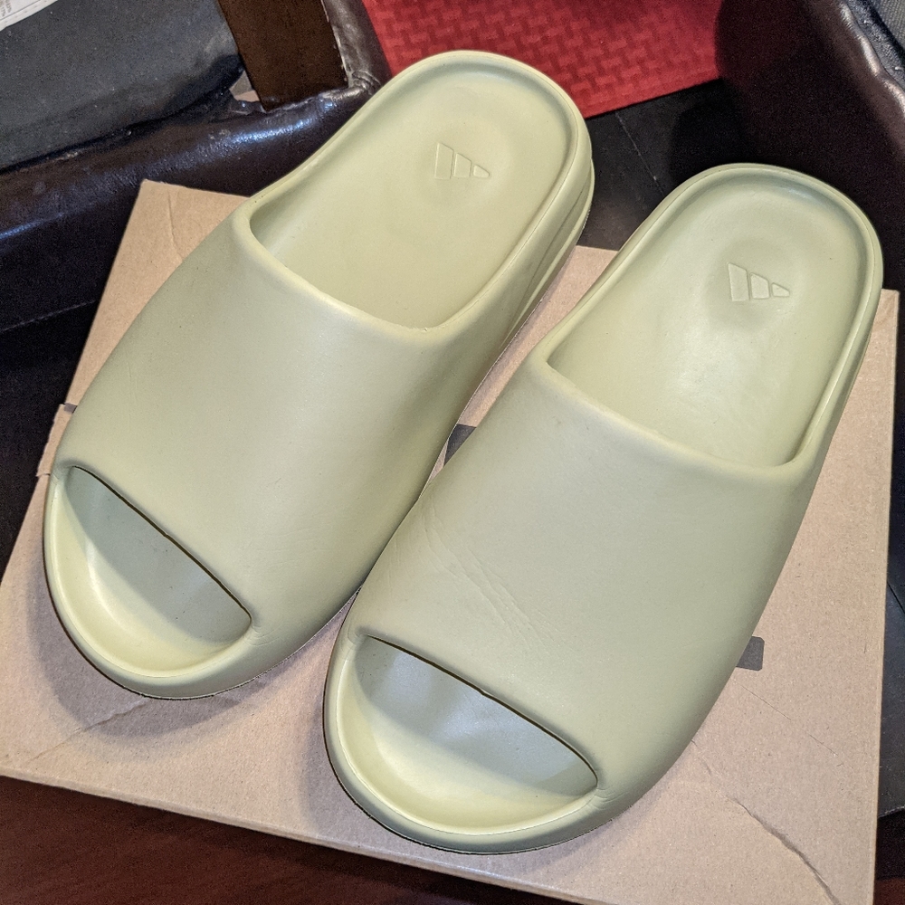 🔥2019 OG YEEZY SLIDES🔥 - Gem